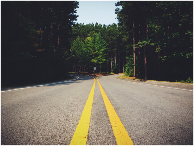 What Will Be on the Driver’s Ed Test: Intersections